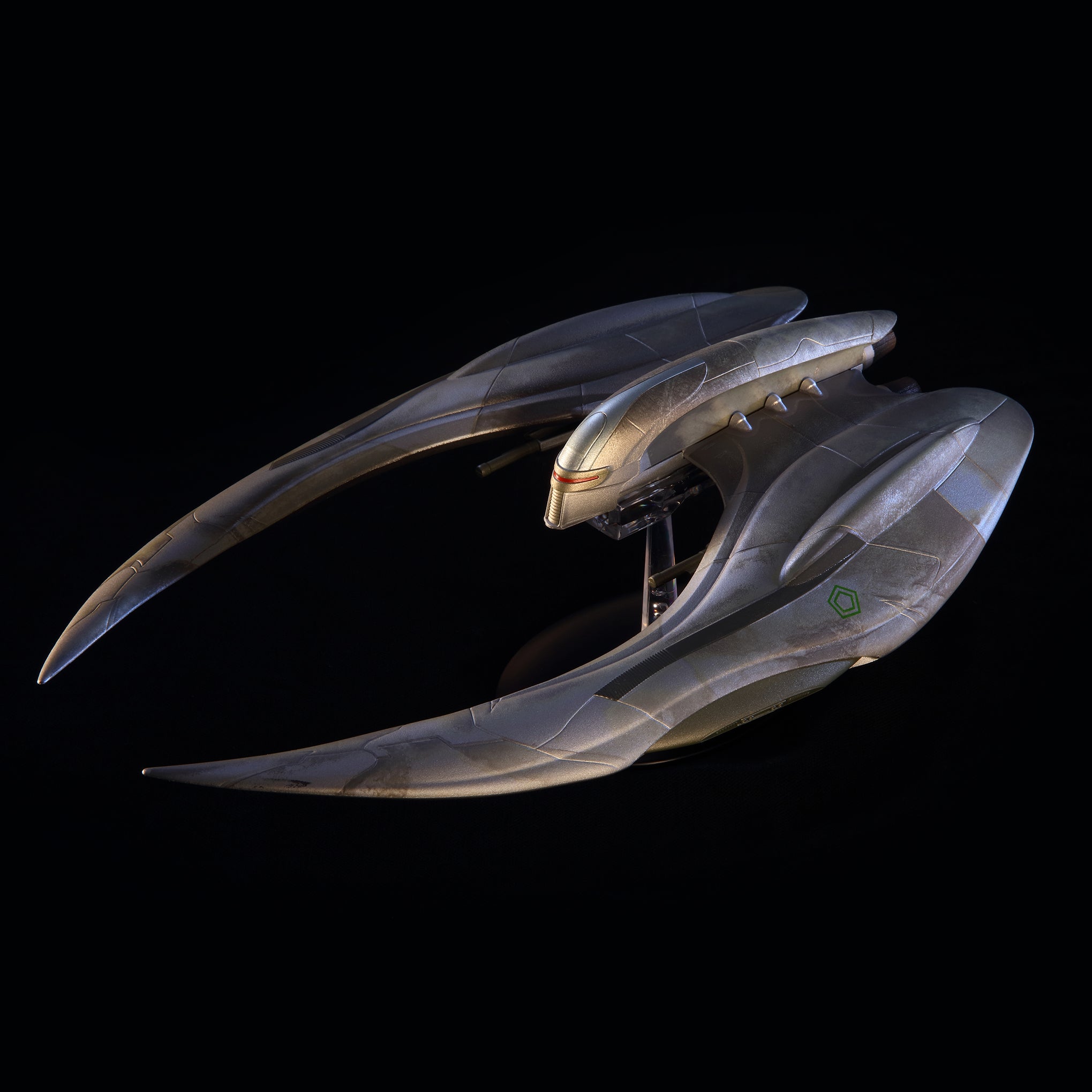 Battlestar Galactica Cylon Raider (Modern)– Master Replicas