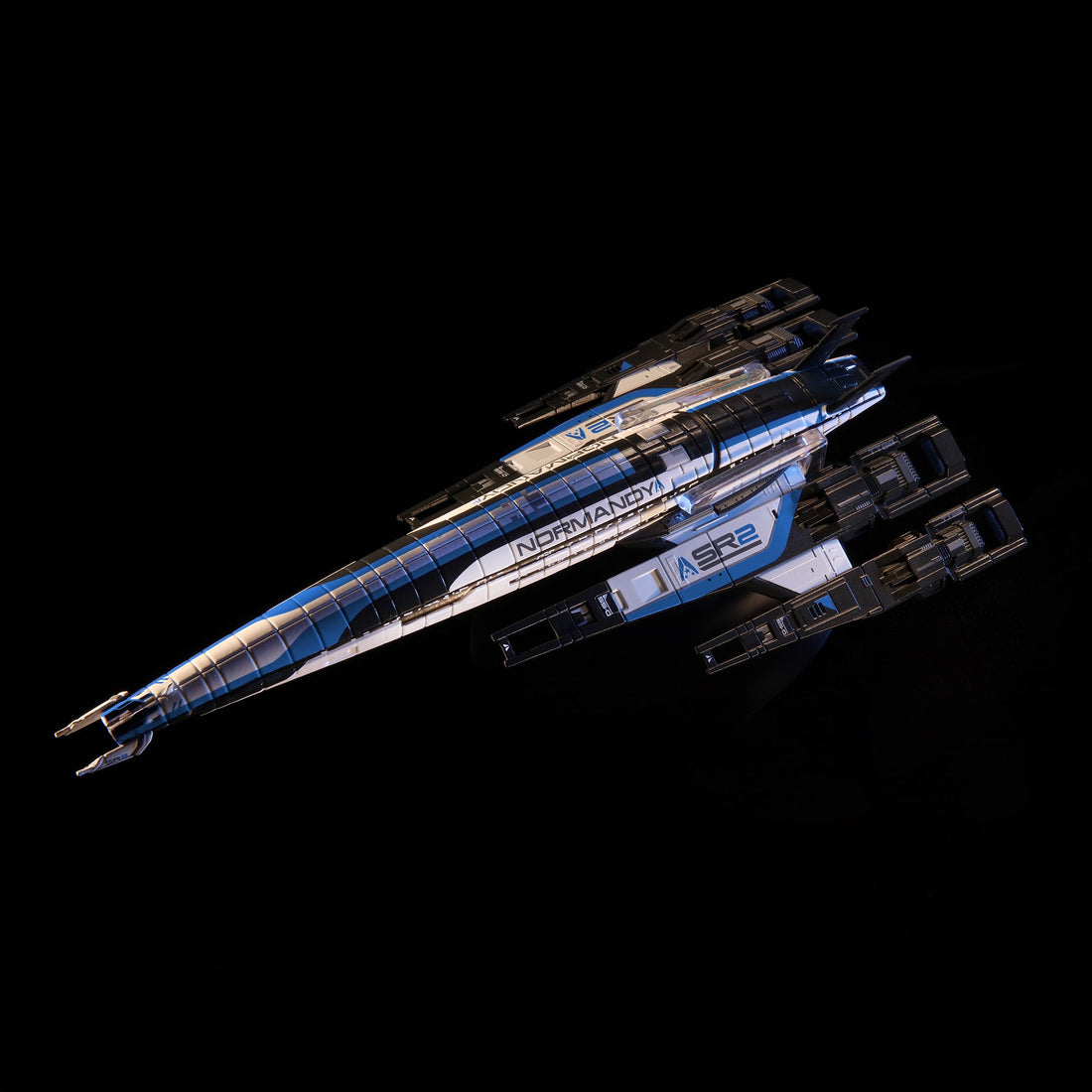 Mass Effect The Normandy SR-2– Master Replicas