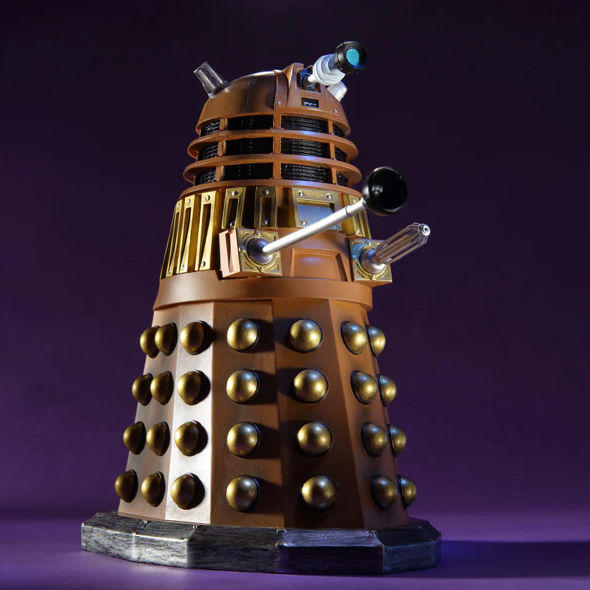 Bronze Dalek - Midsize– Master Replicas