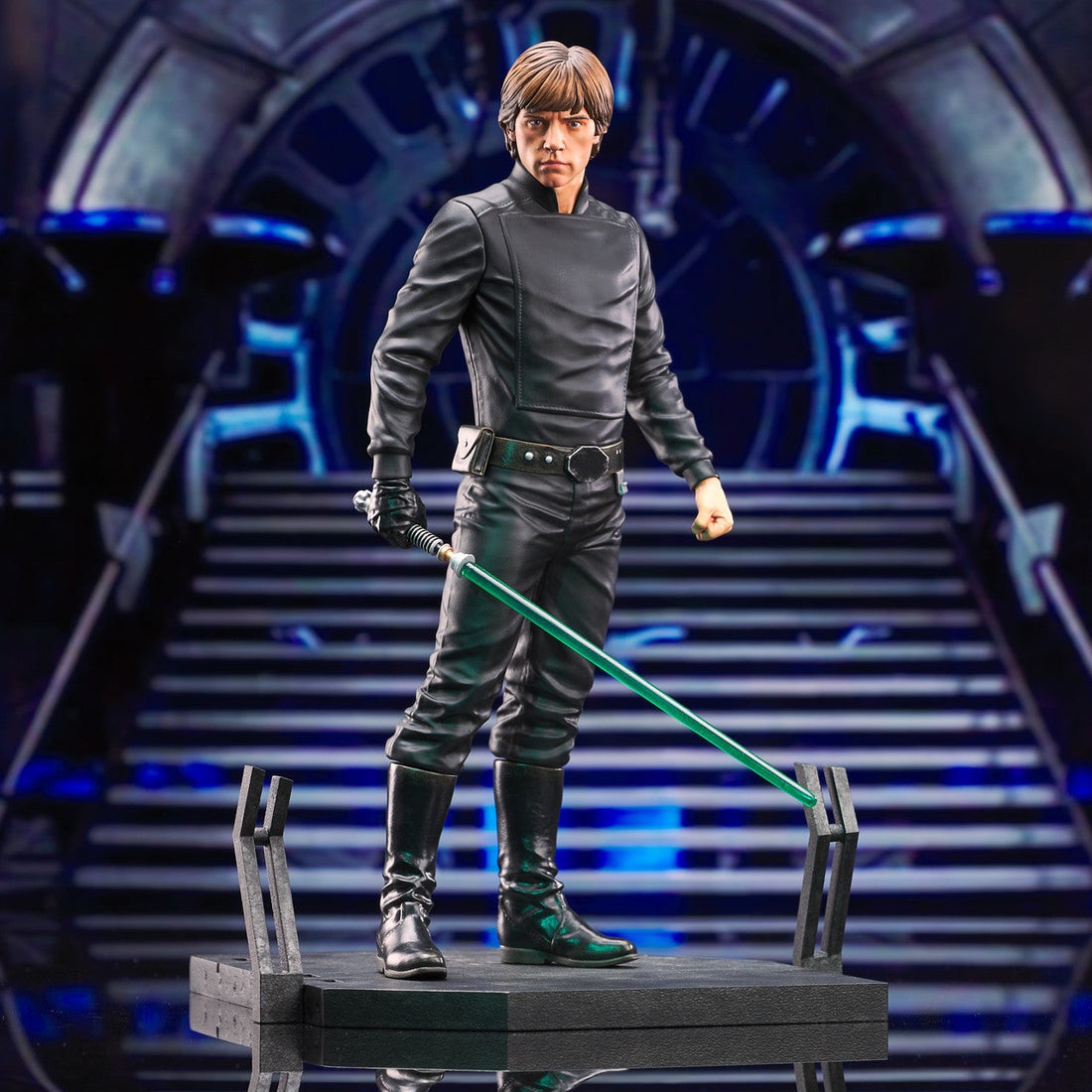 1/6th Milestones ROTJ Luke Skywalker– Master Replicas